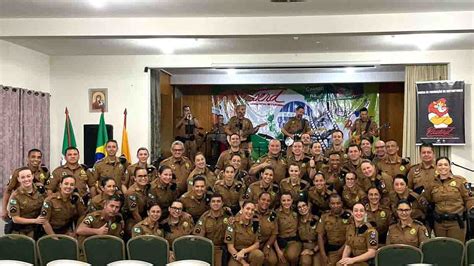 Policiais militares da 6ª CIPM concluem curso do Proerd Ivan
