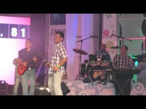 Davis Worship Alcemos Las Manos YouTube