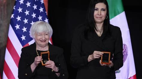 México emite moneda conmemorativa para celebrar 200 años de