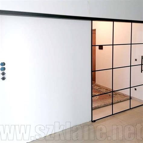 Szerokie Drzwi Loftowe Przesuwne W Mieszkaniu Glass Designer