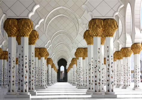 Sheikh Zayed Grand Mosque Abu Dhabi United Arab Emirates