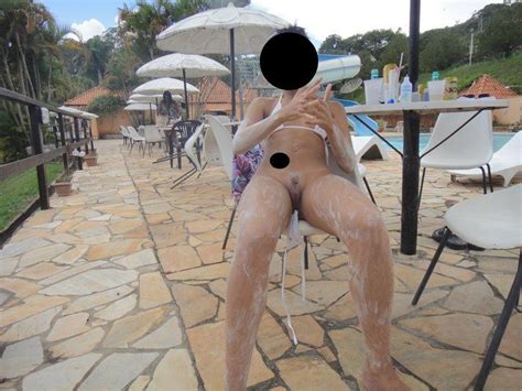 Esposa Nua Na Praia De Nudismo Fotos Caiu Na Net