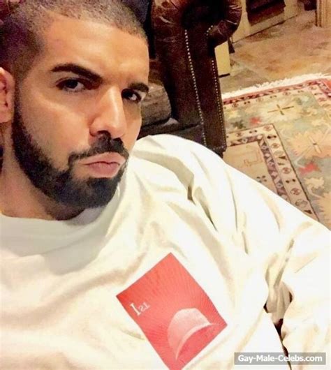 Canadian Rapper Drake Leaked Nude Bik Cock Selfie Photos Fake