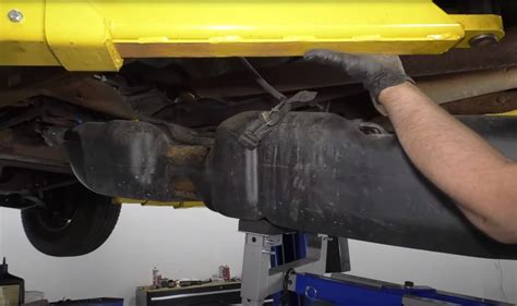 How To Test Fuel Rail Pressure Sensor With Multimeter Guide