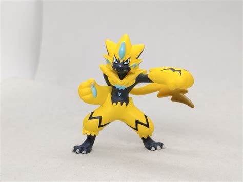 Takara Tomy Pokémon Moncolle MS 09 Zeraora Pokemon Hobbies