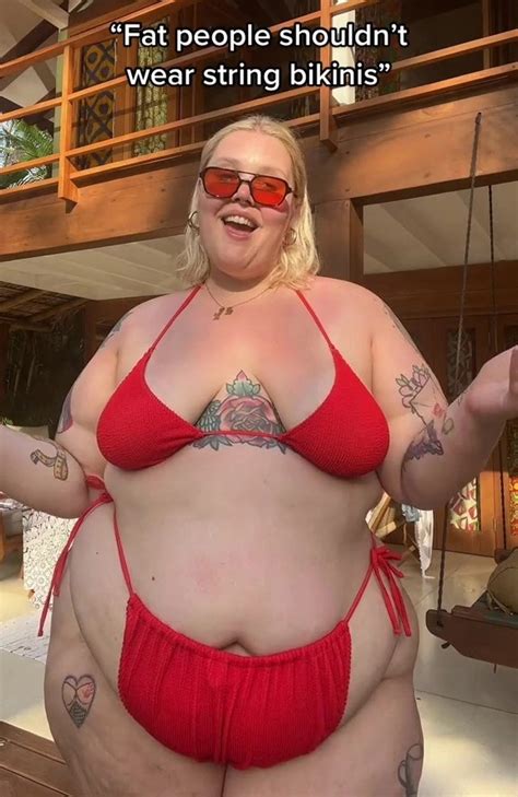 Un Mannequin Grande Taille A Fait Taire Les Critiques Qui Lui