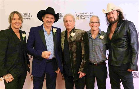 Nashville Songwriters Hall Of Fame Inducts Six Nashville