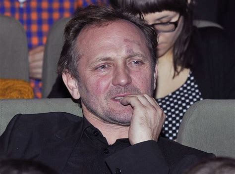 Andrzej Chyra Z Siniakami Na Twarzy Wda Si W B Jk Plotki Z Ycia