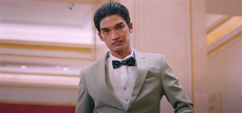 Review Siêu Lừa Gặp Siêu Lầy bộ phim hài hước về bộ đôi nhiều thủ đoạn