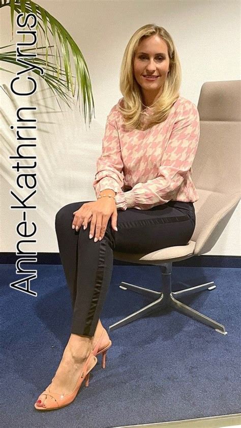 Pin Von Clifford Gillott Auf Anna Carina Woitschack In 2022 Deutsch