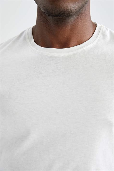 Beyaz Erkek Slim Fit Bisiklet Yaka Basic Kısa Kollu Fanila 2063569