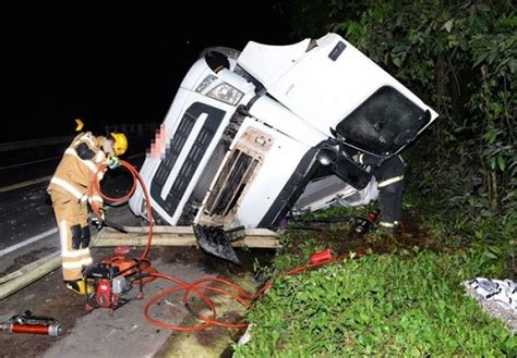 Pista da BR 356 é parcialmente interditada após acidente morte
