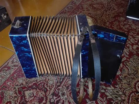 Akordeon 80 basów Tarnobrzeg OLX pl