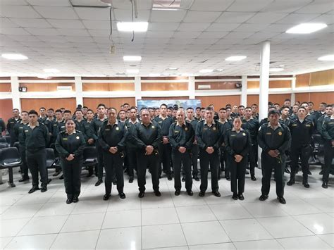 Polic A Nacional Del Per On Twitter El General Pnp Jos Zapata