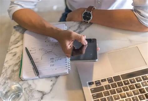Cómo transferir dinero de una cuenta a otra RealidadUSA