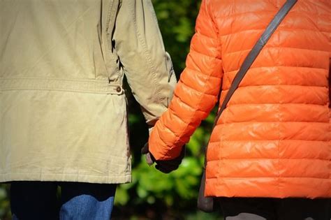 Pożądanie po menopauzie Najpopularniejsze mity dotyczące seksu po 50