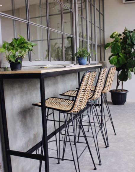 10 Cafe Minimalis Instagramable Di Jakarta Blog Ruparupa