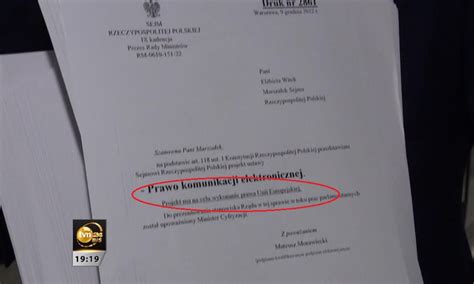Manipulacja TVN Galeria zdjęć TVP Info