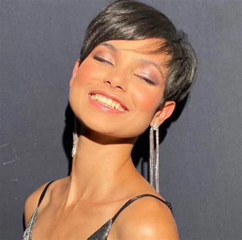 Ve Gilles Miss France Comment Elle R Agit Face Aux Critiques