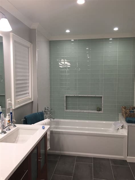 20 Bathroom Tub Accent Wall DECOOMO