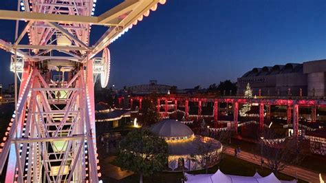 Il Magico Villaggio Di Natale A Un Ora Da Como Un Milione Di Luci