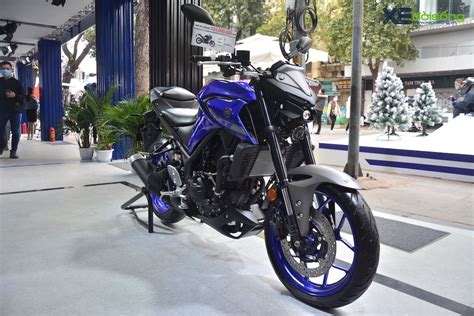 Naked Bike Ph N Kh I L N Yamaha Mt M I B T Ng V Vi T Nam Gi Ni M