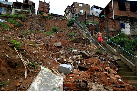 Deslizamento De Terra No Brasil Por Que Ocorre Brasil Escola