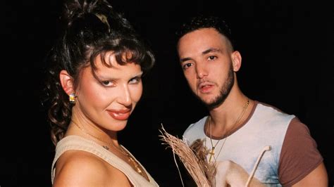 C Tangana Nathy Peluso y la simbología detrás de Ateo