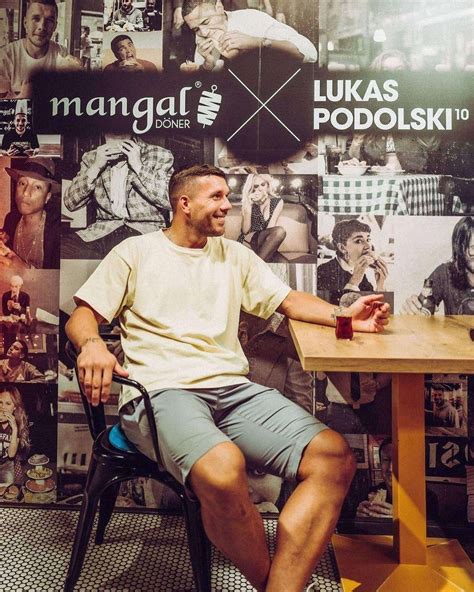 Lukas Podolski Otwiera Bar Z Kebabem W Centrum Zabrza Remont Lokalu