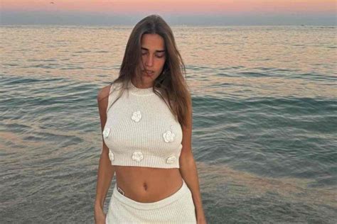 Clara a Sanremo 2024 con Diamanti Grezzi testo canzone chi è Mare