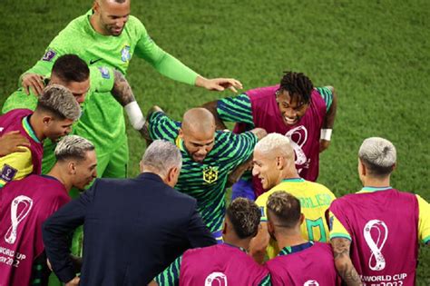 A Gazeta Richarlison Volta A Marcar E Bota Tite Para Fazer A Dan A