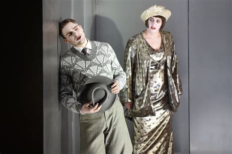 DER DIKTATOR DER ZERBROCHENE KRUG Bayerische Staatsoper München 2018