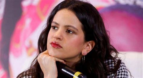 Rosalía habla por primera vez de su ruptura con Rauw Alejandro Este