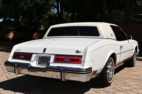 Buick Riviera Barn Finds