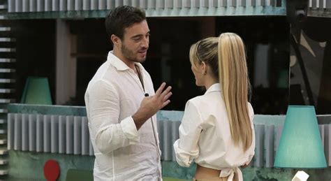 Gf Vip Antonino Spinalbese Discute Con Oriana Su Belen Ti Volevo