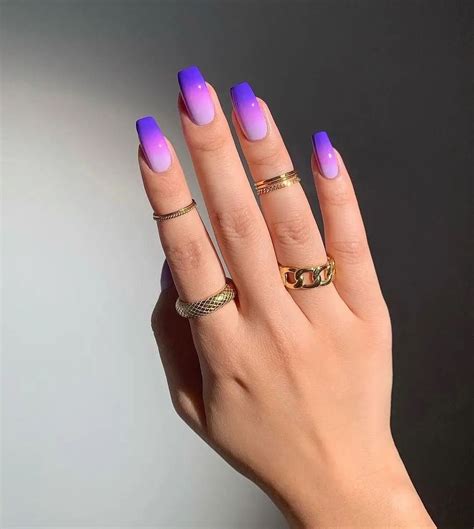 Uñas para verano 2024 colores diseños y formas que dominarán la