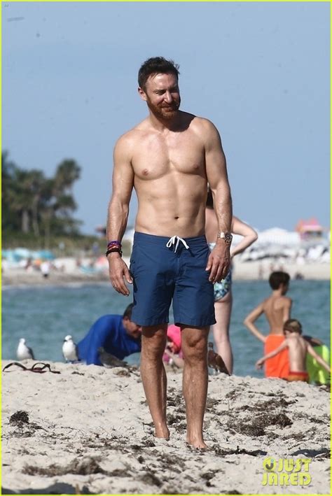 Photo David Guetta Shirtless Beach Jessica Ledon 14 Photo 4185300
