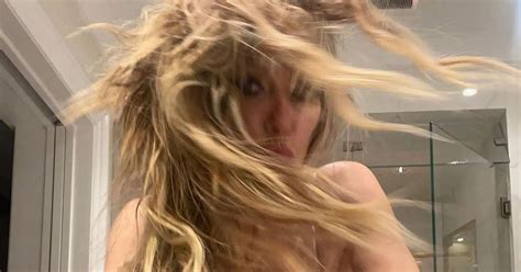 Heidi Klum suffers racy nip slip as she posts risqué snap in plunging