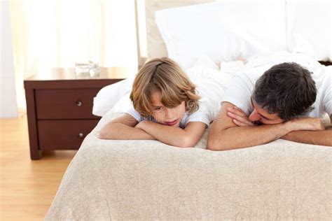 Enfants Allant Dormir Image Stock Image Du Enfant Blonde 41136611