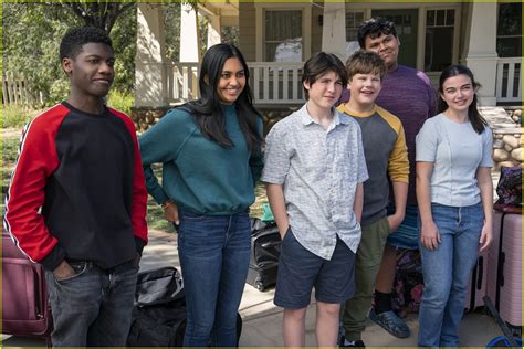 The Mighty Ducks Game Changers Season 2 Trailer Cast Revealed