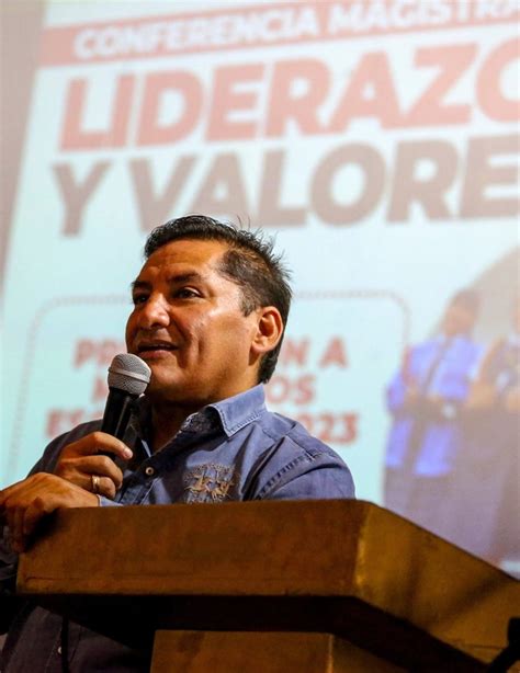 Alcalde De Comas Hace El Rid Culo Ante Ciudadanos El Chino