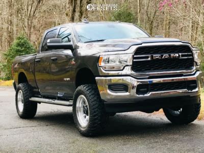 2022 Ram 2500 With 20x10 24 Method Mr605 And 35 13 5R20 Fury Offroad