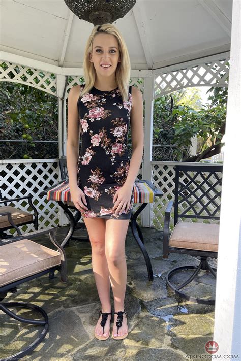 Madison Summers Atk Galleria Madison Summers R18hub