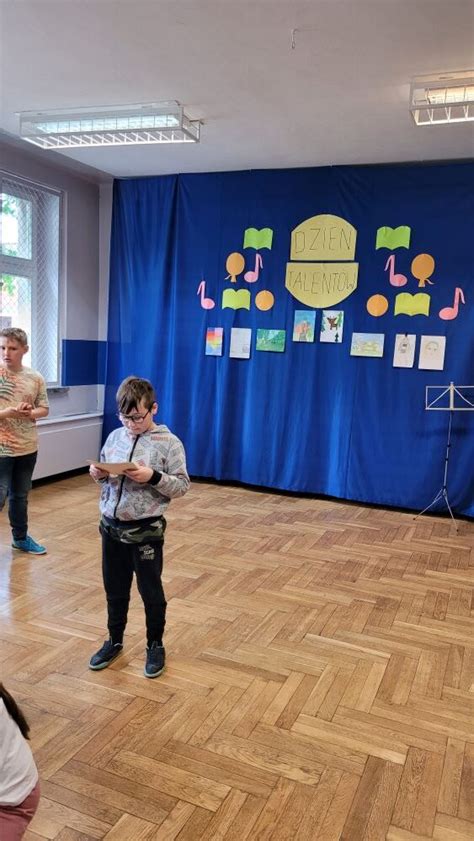Szkolny Dzie Talent W Publiczna Szko A Podstawowa Psp