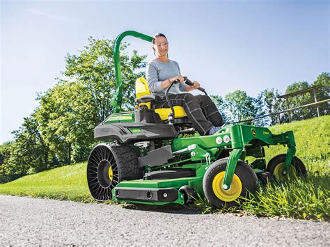 John Deere Zero Turn Mowers