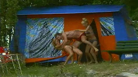 Naked Rena Bergen In Zum Zweiten Fr Hst Ck Hei E Liebe