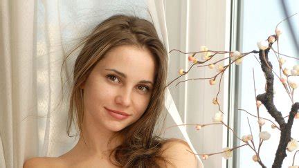 Irina Buromskih Women Indoors Women Model Brunette Bare Shoulders