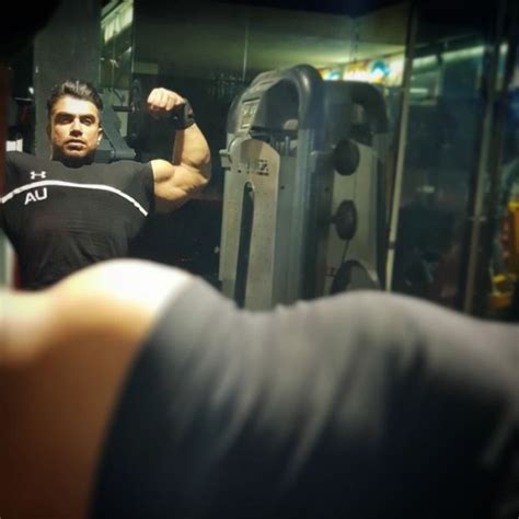 Thumbs Pro Amirhosein Mohammadi