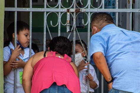 La Jornada Maya Yucatán Cecilia Abreu Regreso a clases en Mérida