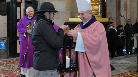 Betlejemskie Światło Pokoju dotarło do Gniezna